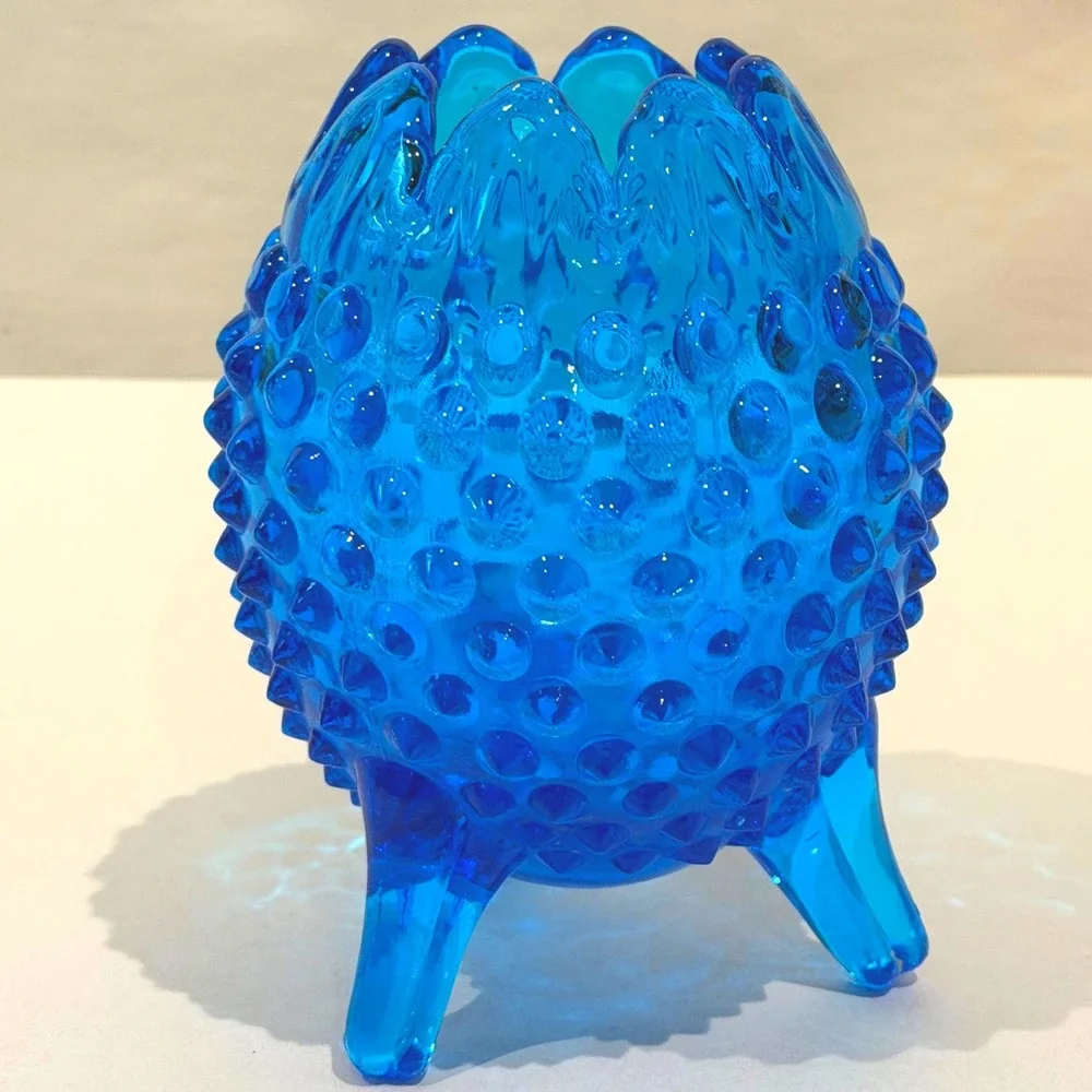 Fenton | Accents | Fenton Hobnail Colonial Blue 3footed Egg Vase ...